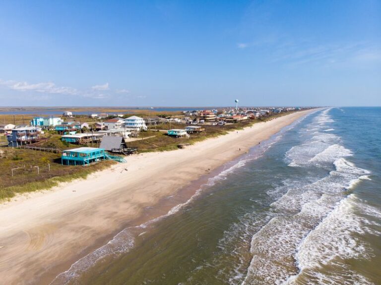 The Quiet Texas Coastal Village Most Travelers Completely Miss