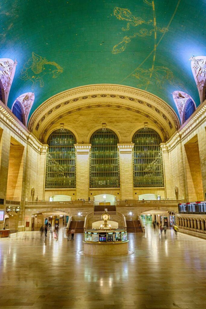 The World's Largest Train Station Is In New York, And It's Absolutely ...