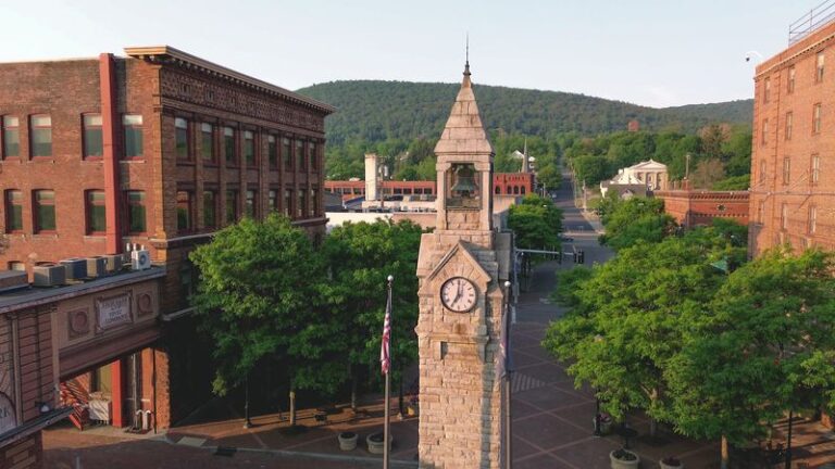 This Underrated Town In New York Has Fresh Air, No Crowds, And Easy Living