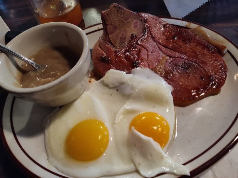 The Country Ham At This Restaurant In Tennessee Is So Good, It's Worth ...