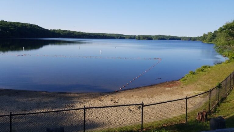 This Beautiful Mountain Lake Beach Might Be New York's Best Kept Summer ...