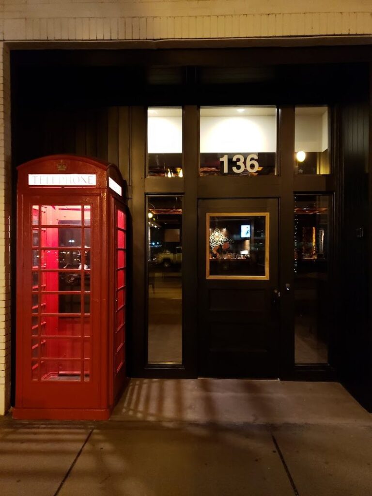 A Regular-Looking Tennessee Phone Booth Leads To A Vintage 1920s Room